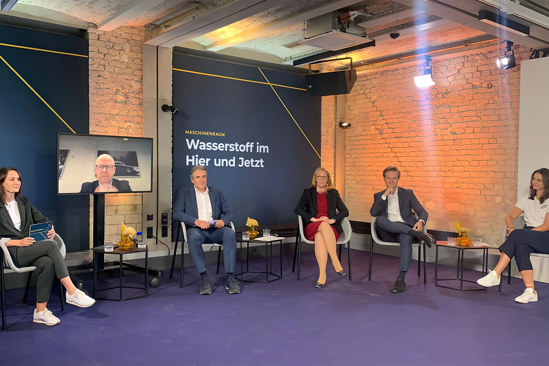 Hydrogen Conference 2021 in Maschinenraum | Viessmann | Viessmann ...